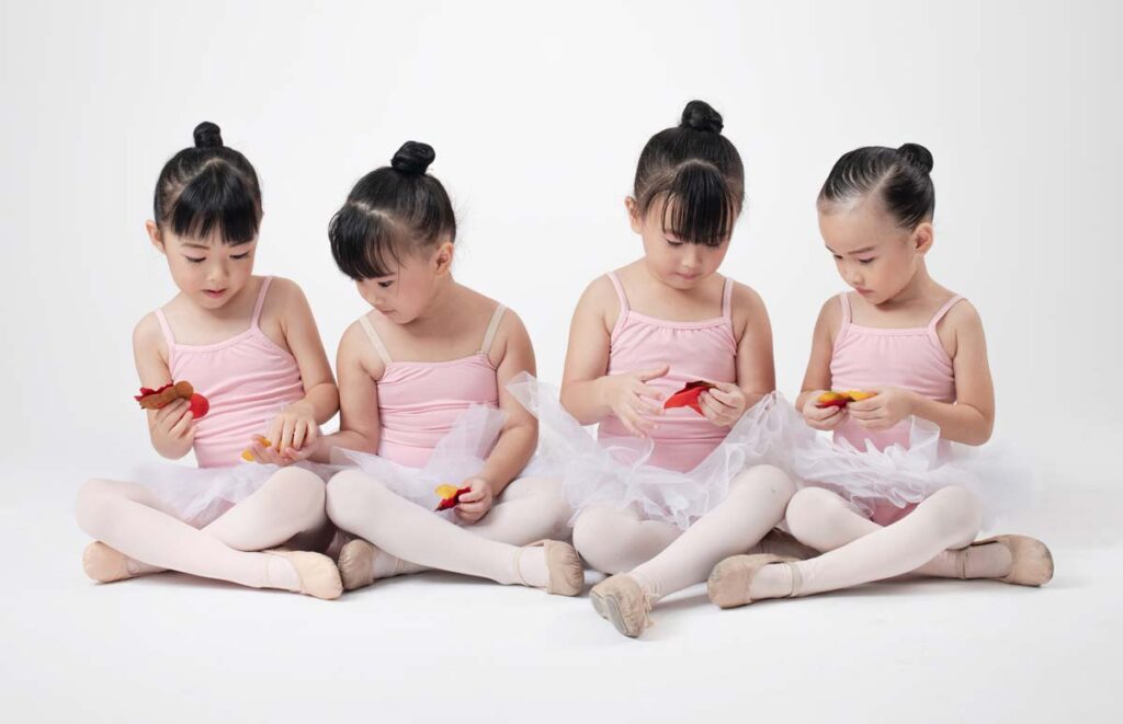 Preschool Dance Class 1 Hour: Explore Ballet Jazz & Acrobatics for ...